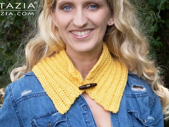 How to Make an Infinity Loop Yarn Scarf - Naztazia